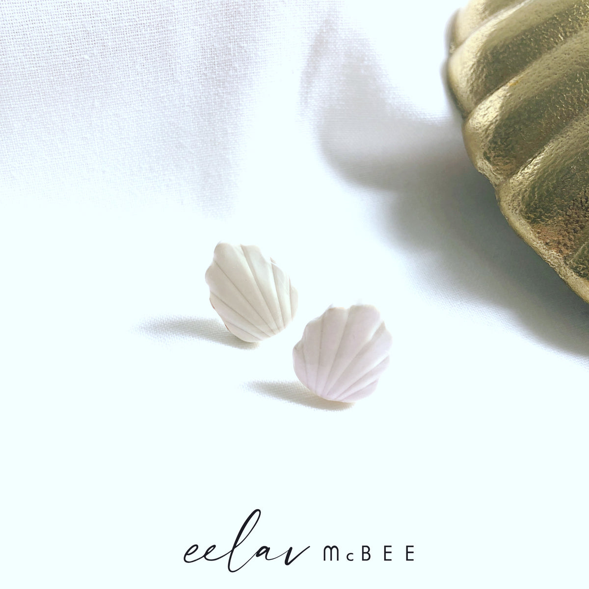 Layla Shell Studs - v10